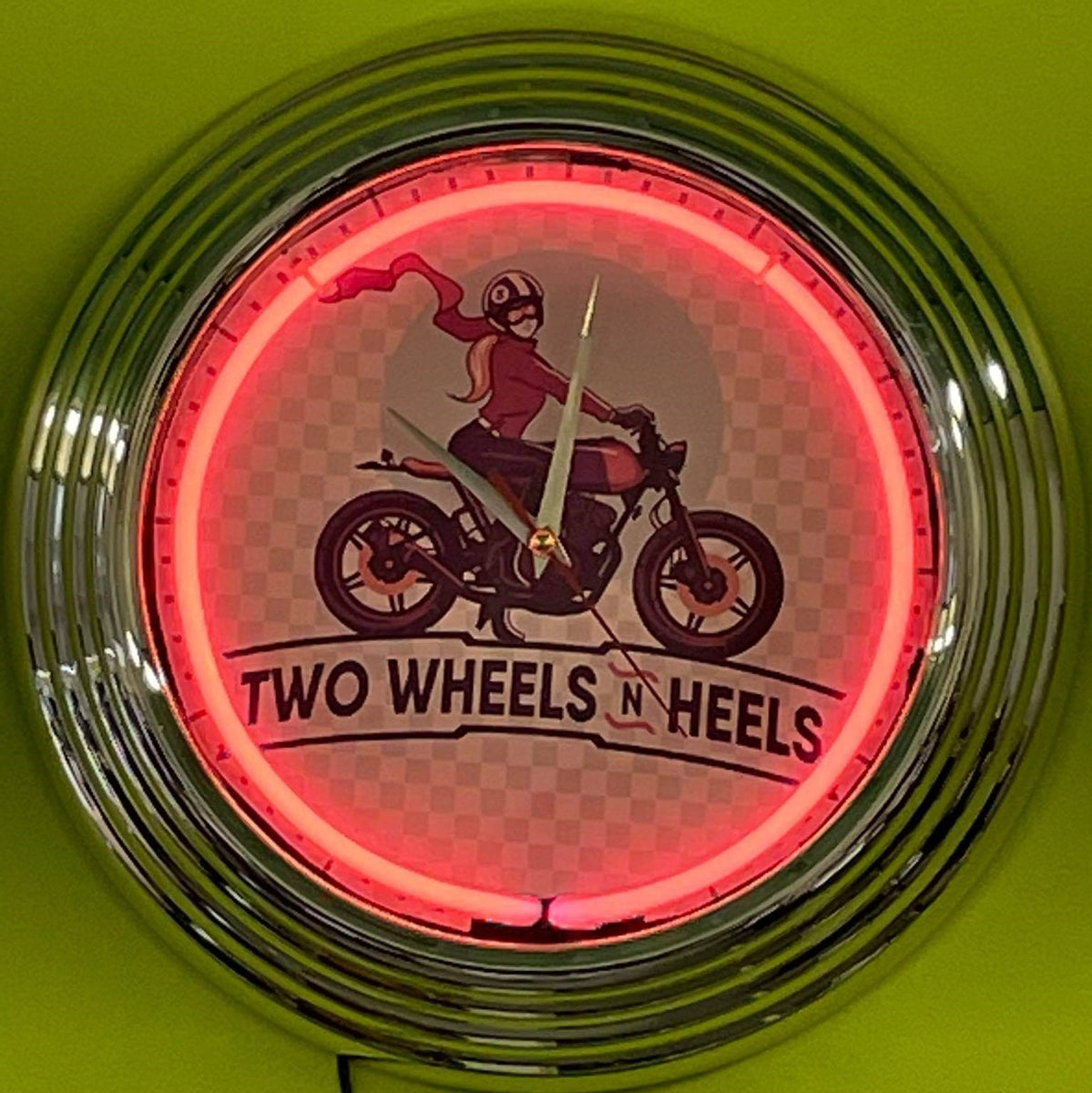 Two Wheels n Heels Neon Clock - NENC-530 – Neon Effect